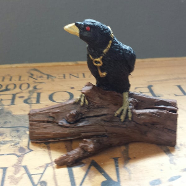 Metal Crow Sculpture - Etsy