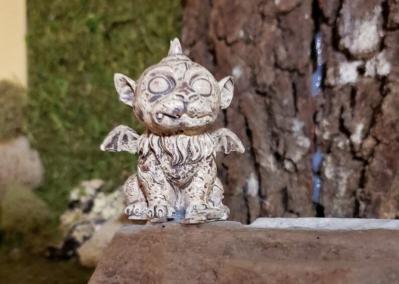 Small Gargoyle Statue/baby Lion Gargoyle | Etsy