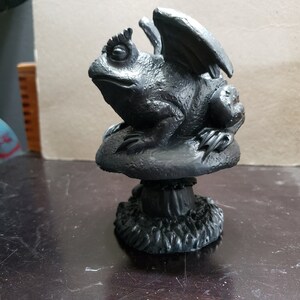 Toad on Mushroom Statue, Demon Toad, Horned Toad, Toad GARGOYLE - Etsy
