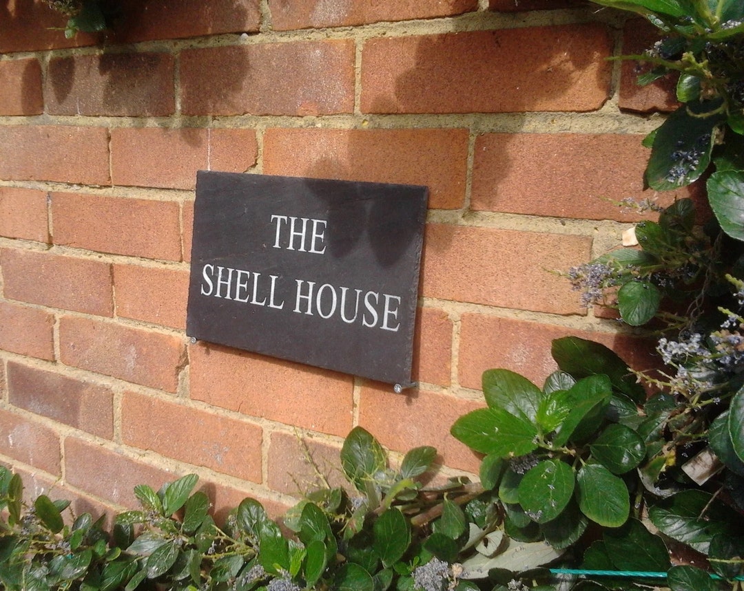 Personalised House Signs & Numbers: Custom Made House Sign / Name Plate ...