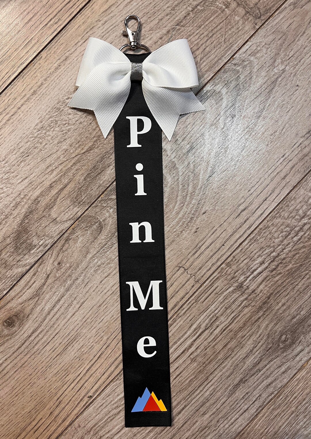 National Cheerleading Competition Spirit Pin Holder Keychain Swivel ...