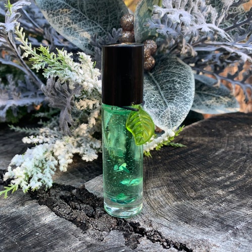 LUCK & PROSPERITY Spiritual Perfume Oil. for Attracting Good - Etsy