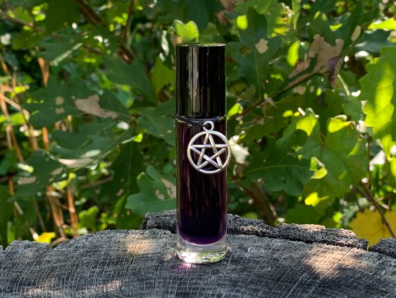 GODDESS Spiritual Perfume Oil. For Triple Goddess Work & | Etsy