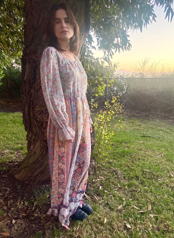 1960s R&K Originals Beautiful Sheer Floral Bird Natur… - Gem