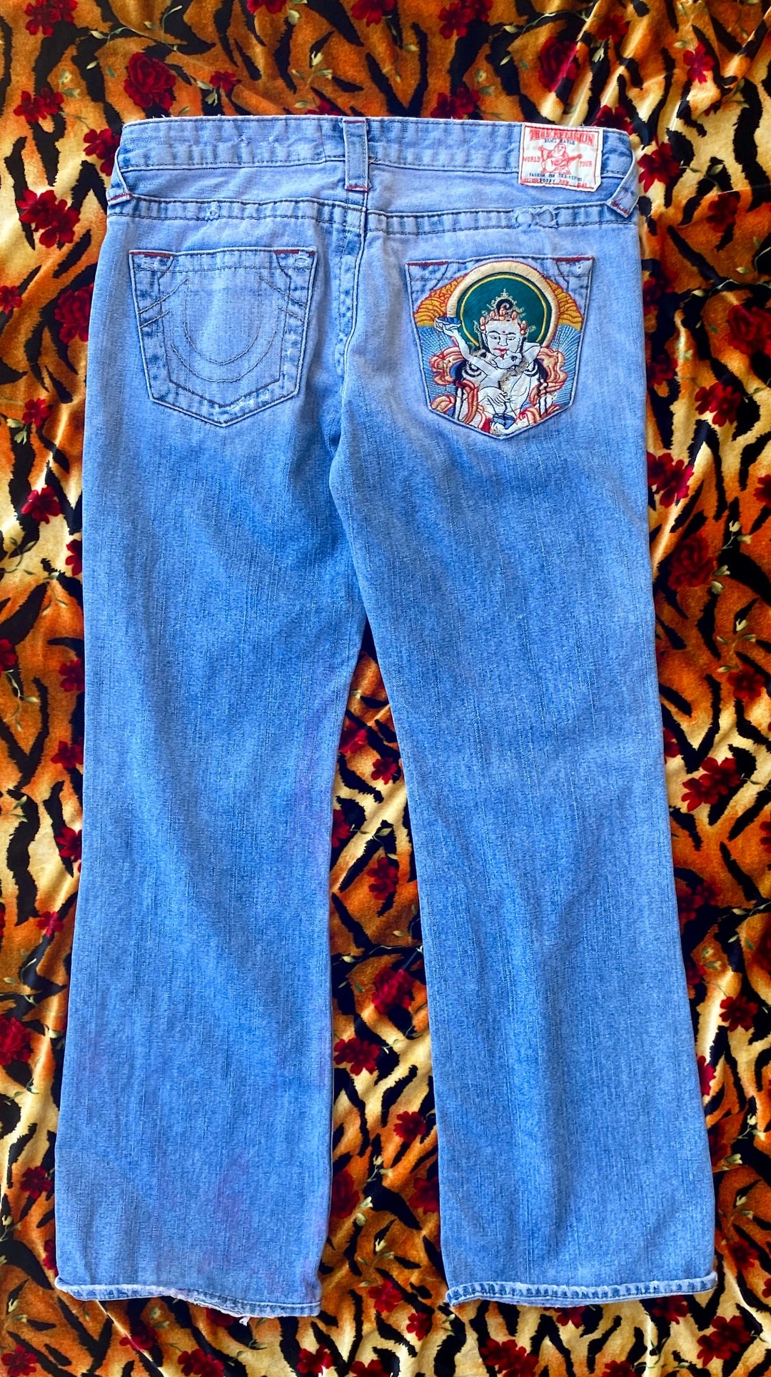 Y2k True Religion Low-rise Denim Flare Jeans With Back Pocket Buddha Embroidery Size Small ...