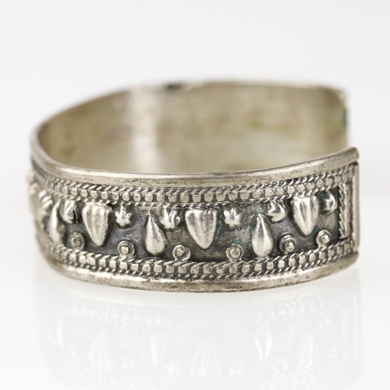Vintage Egyptian Tribal Design 800 Silver Cuff Bracel… - Gem
