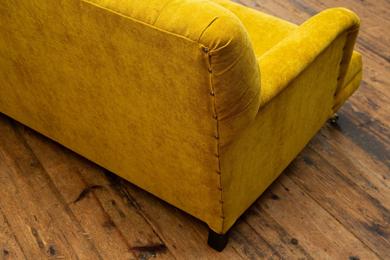 Handmade 4 Seater Mustard Velvet Fabric Chesterfield Sofa - Low Retro ...