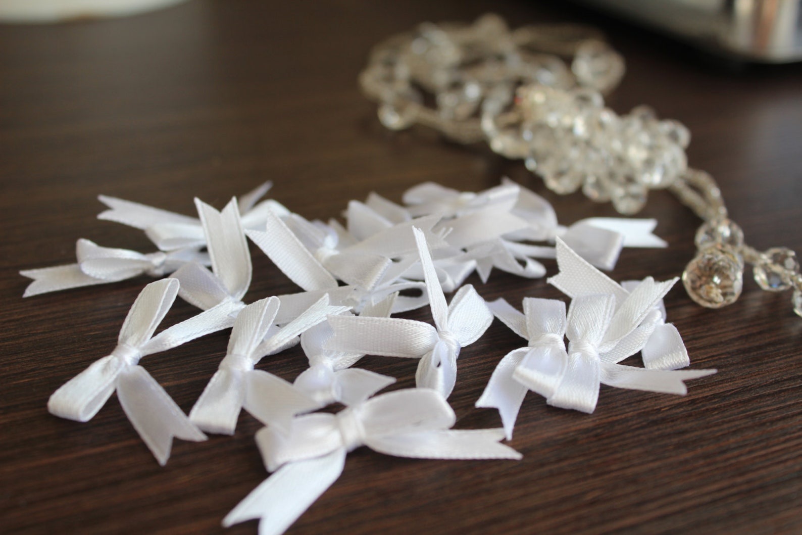 50/100 White Mini Satin Ribbon Bows Applique Embellishments Wedding ...