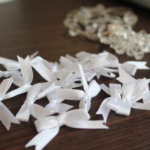 50/100 White Mini Satin Ribbon Bows Applique Embellishments - Etsy