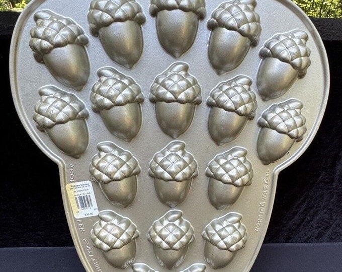 Nordic Ware USA Cast Aluminum ACORN CAKELET Pan 2 Cup Cap Williams ...