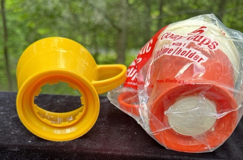 1960’s MCM Plastic Solo Cozy Cups & Lifetime Holders Glamping VW ...