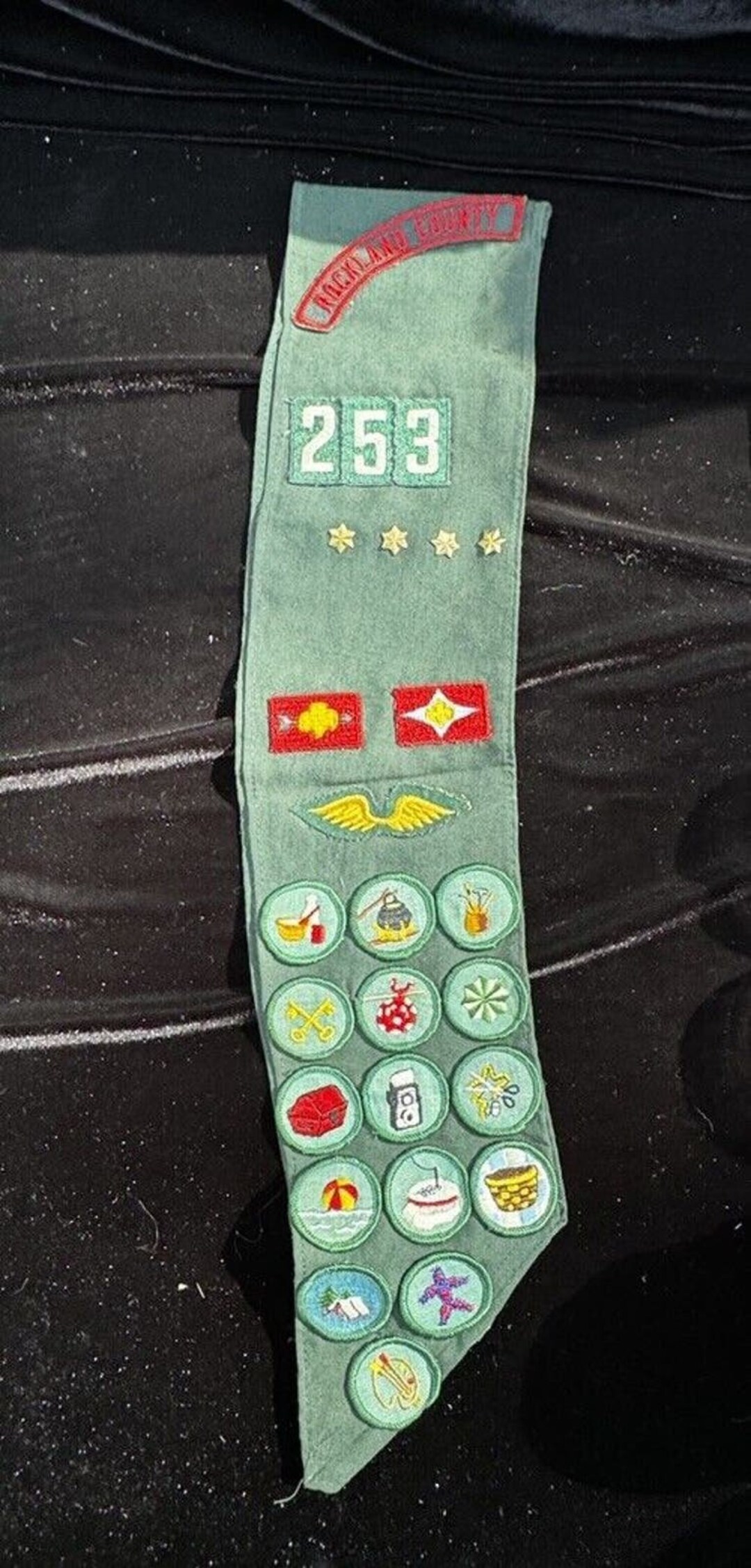Vintage Girl Scout Sash 1960-70s With Patches Rockland County 17 Badges ...