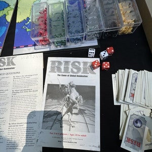 RISK : the Game of Global Domination Board Game Hasbro Parker Brothers ...