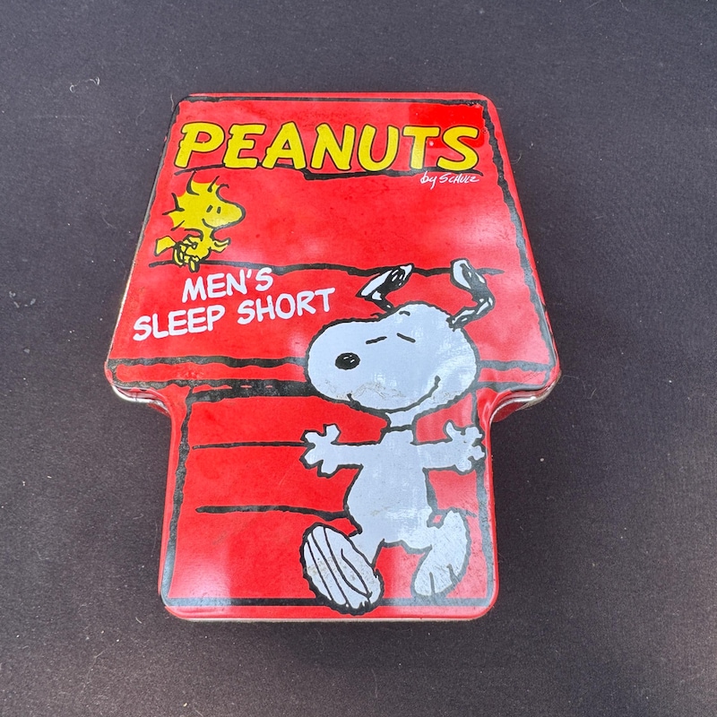 Vintage Snoopy Tin - Etsy