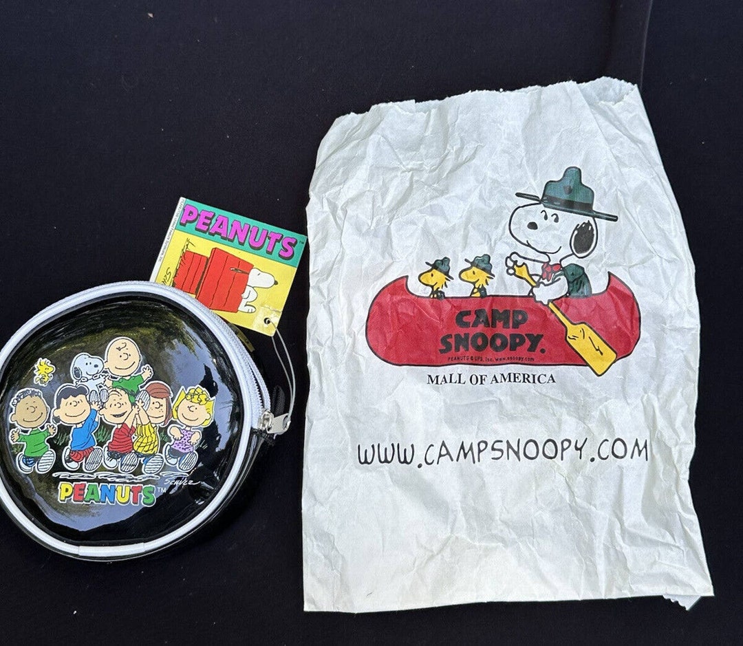 Peanuts Snoopy & Gang Zip up Black Purse in Vintage Camp Snoopy Bag ...
