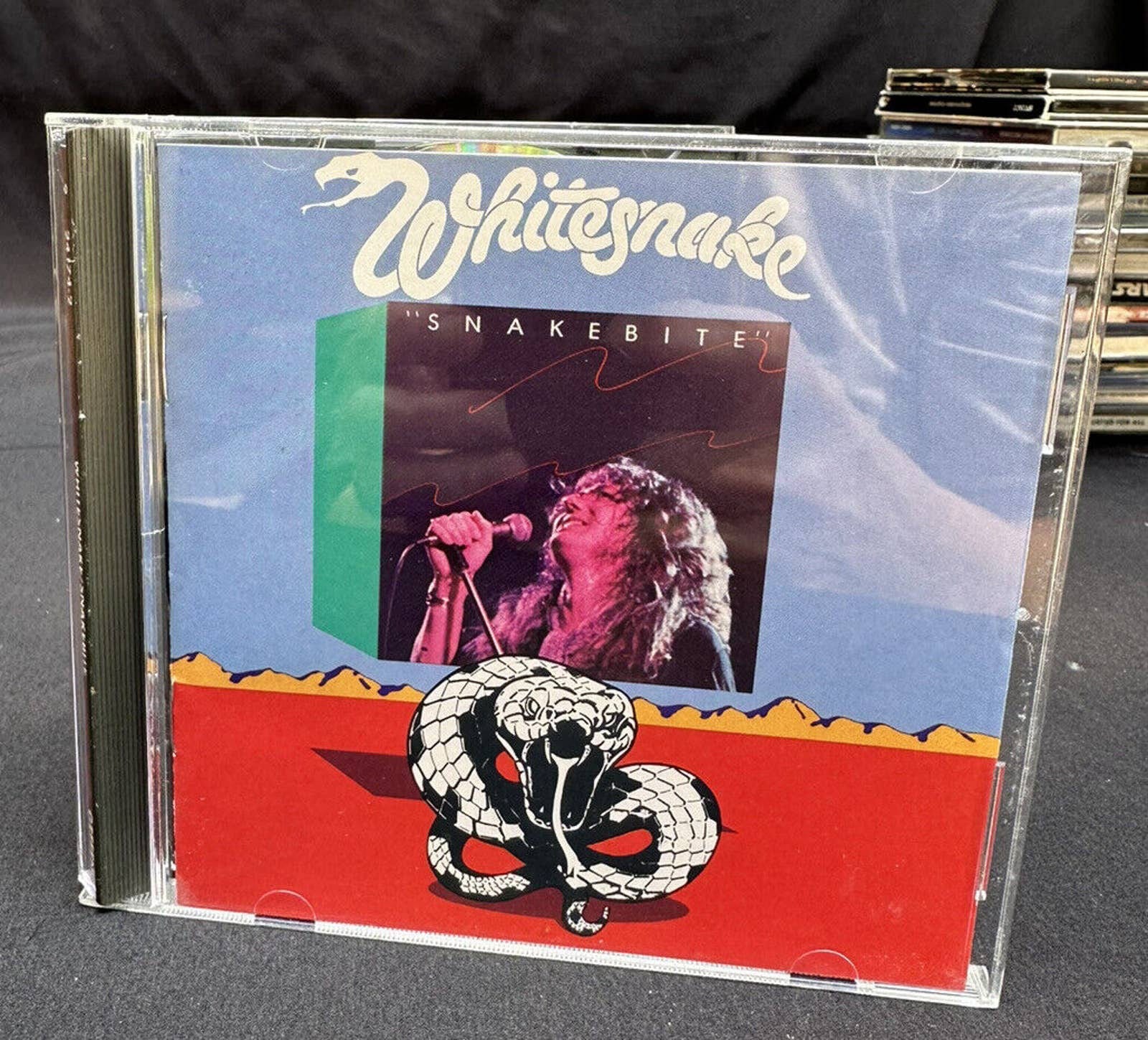 Whitesnake Snakebite