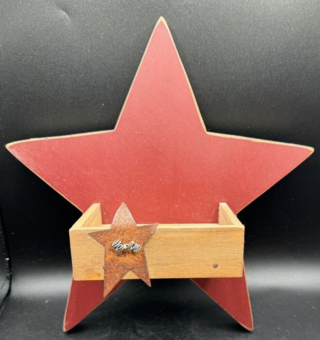 Farmhouse Red Wood Star Bird Feeder With Metal Accent Super Cute! 4th ...