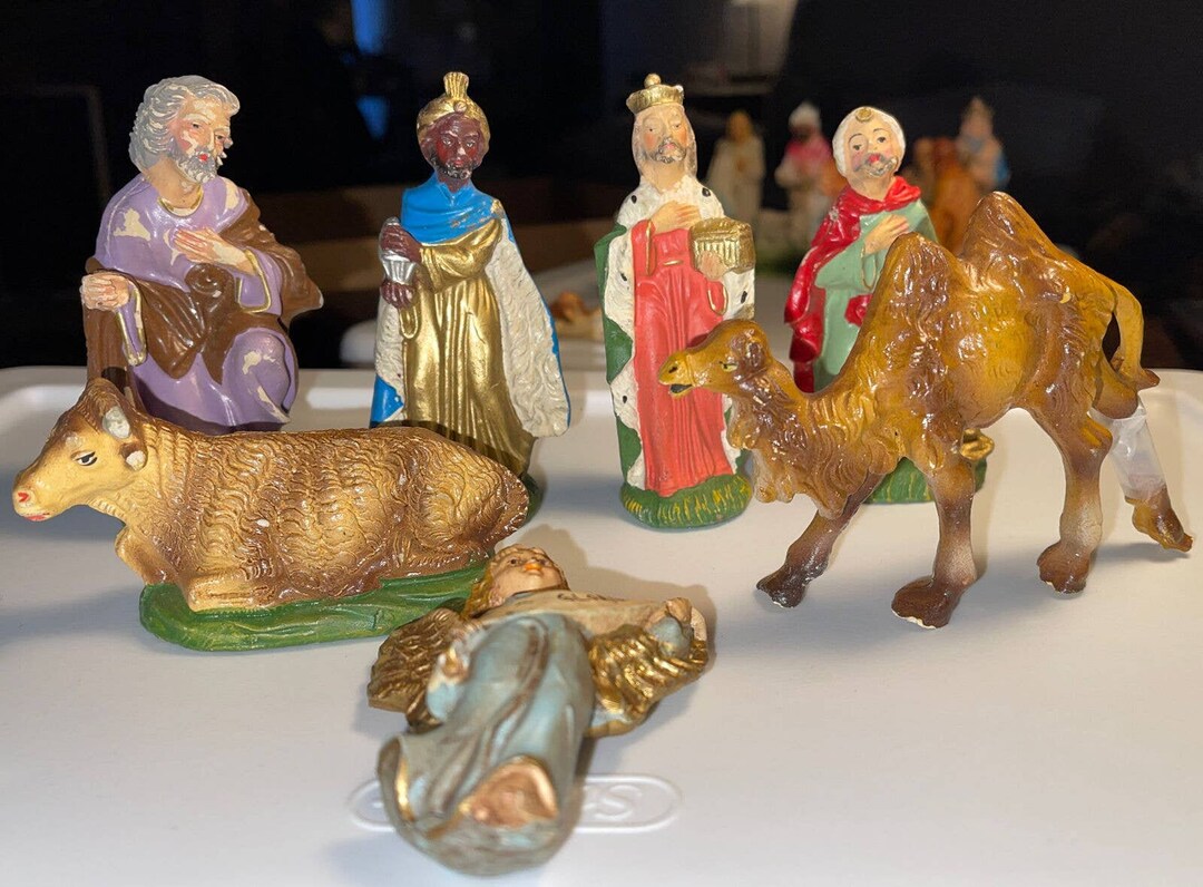 VINTAGE ITALY Chalkware Nativity Creche Lot of 7 Figures Christmas ZZ1 ...