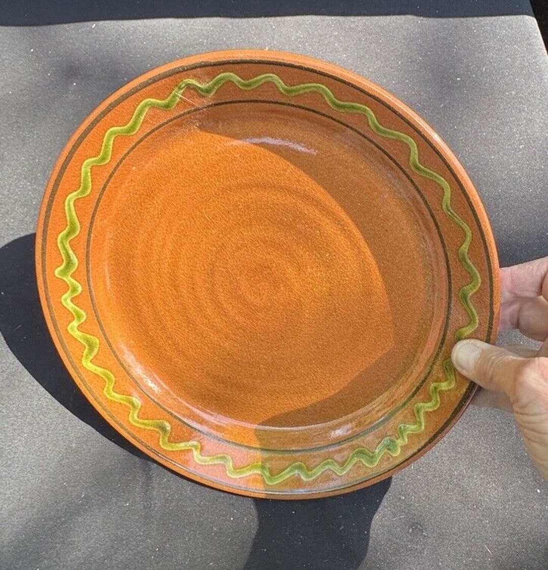 1994 WESTMOORE POTTERY Redware 11” Deep Dish Plate Hand Painted Folk ...