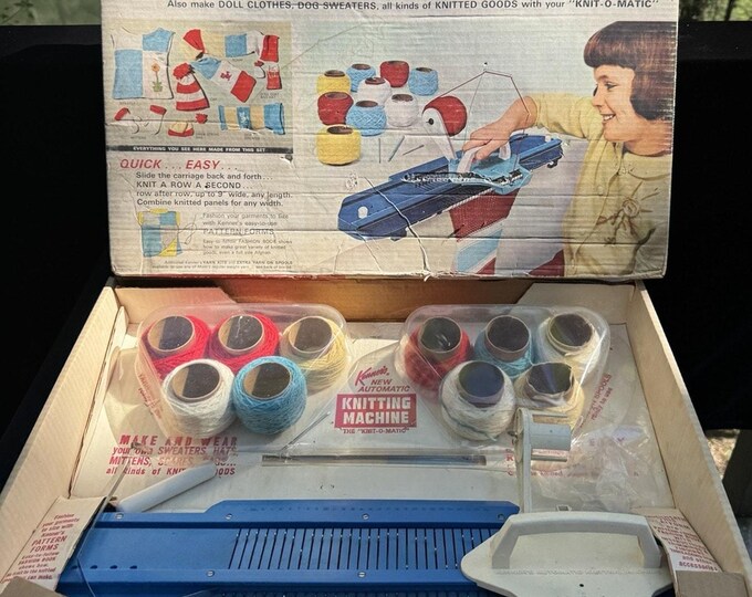 Knit O Matic Vintage Toy Kenner Automatic Knitting Machine Mint in Box ...