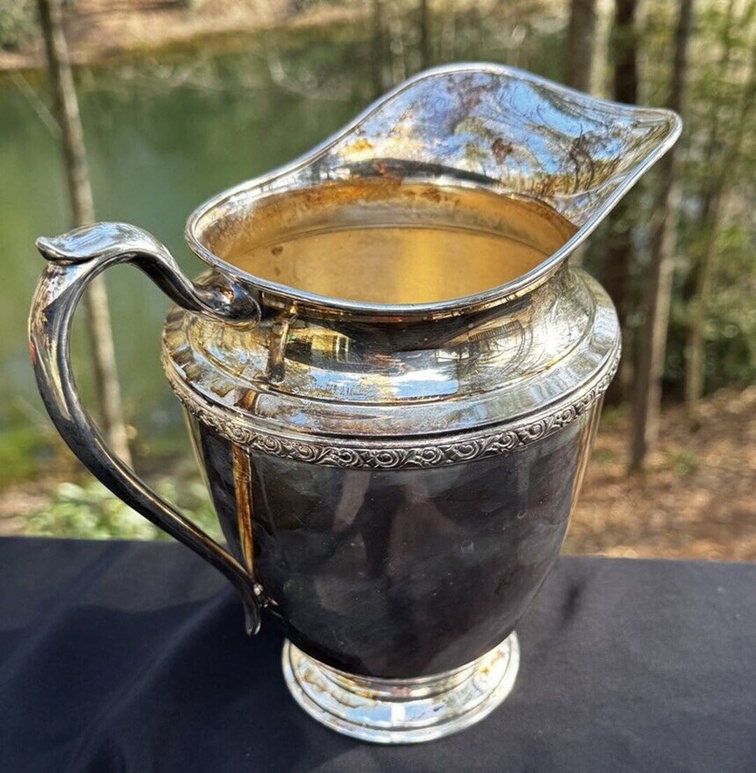 Antique Oneida Ltd. Brookline Silverplate Water Pitcher Ice Lip Thumb ...