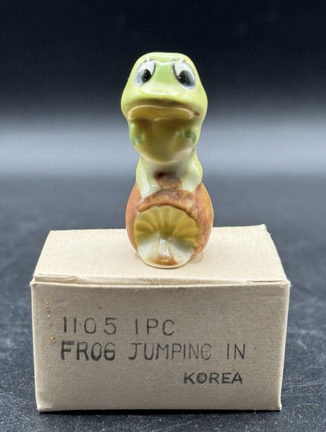 Vintage in Josef Originals Frog Jumping in Miniature Mint in Box With ...