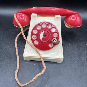 Telephone Ideal Toys Red Plastic Bakelite Child’s Rotary Phone Poor ...
