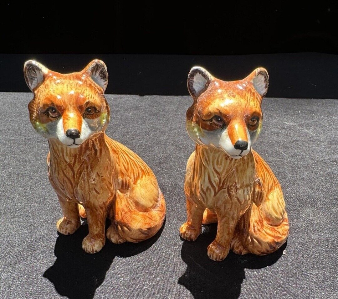 Lovely Vintage Red Fox Salt and Pepper Shakers -A56 - Etsy