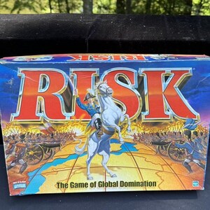RISK : the Game of Global Domination Board Game Hasbro Parker Brothers ...