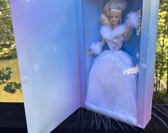 New 2002 Winters Reflection Barbie Blonde Hair Mattel No.55682 Barbie ...