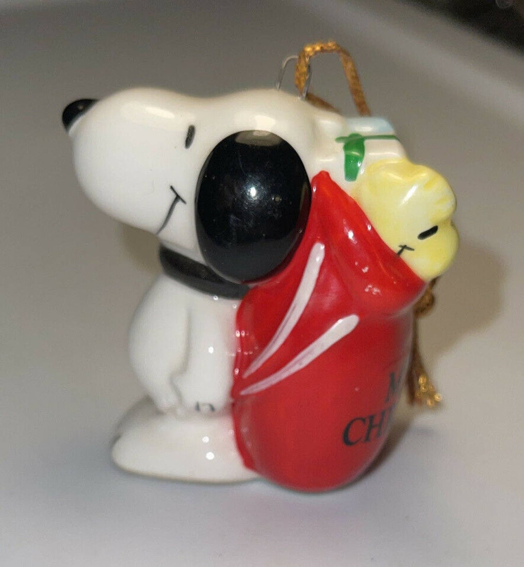 1981 Snoopy Peanuts Charlie Brown DETERMINED Ceramic Ornament SERIES ...