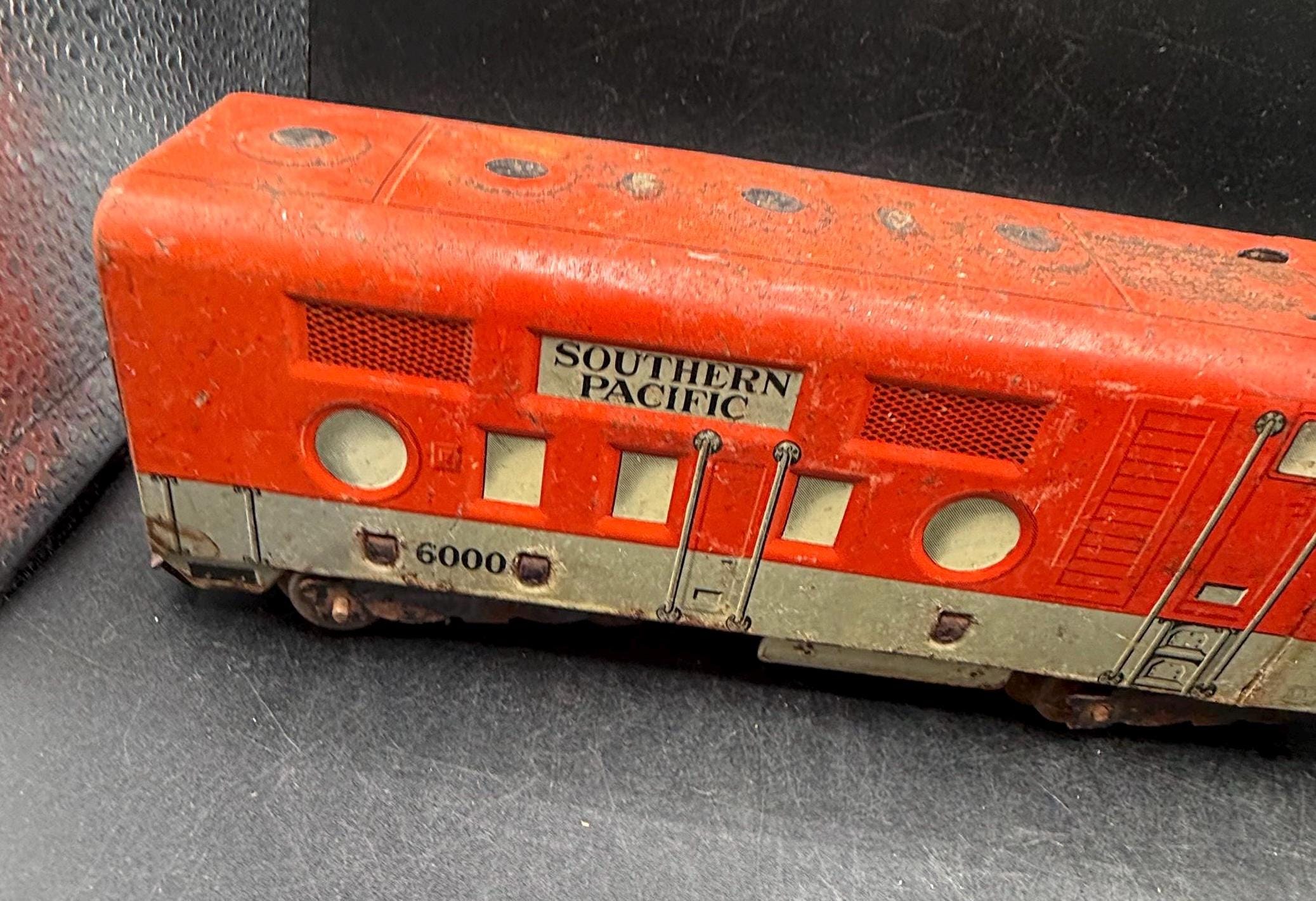 Vintage 1940’s Marx Train 6000 Southern Pacific DUMMY Diesel Locomotive ...