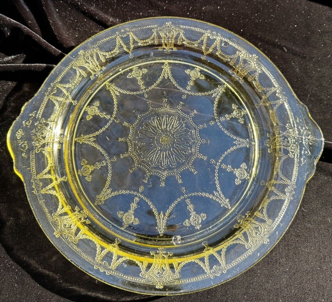 Stunning 1920’s Indiana Glass Company Yellow Lorain Serving Plate ...