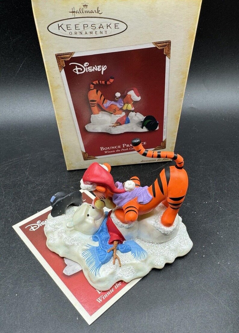 2005 Hallmark Bounce Practice Tigger Bobblehead Pooh Snowman Ornament ...