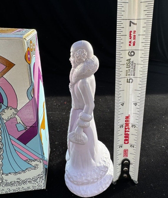 1972 Avon Roaring Twenties Fashion Lavender Figurine … - Gem