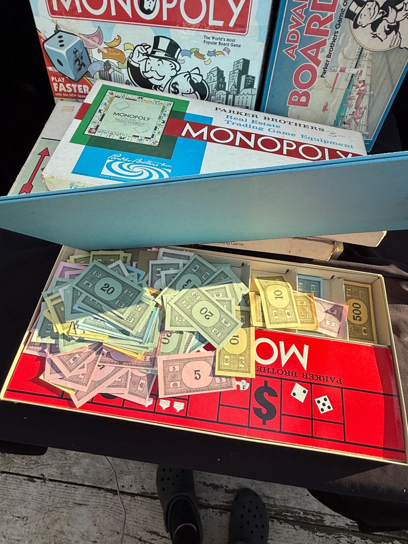 Large Lot of 5 Vintage MONOPOLY Games All Different Years Most Complete ...