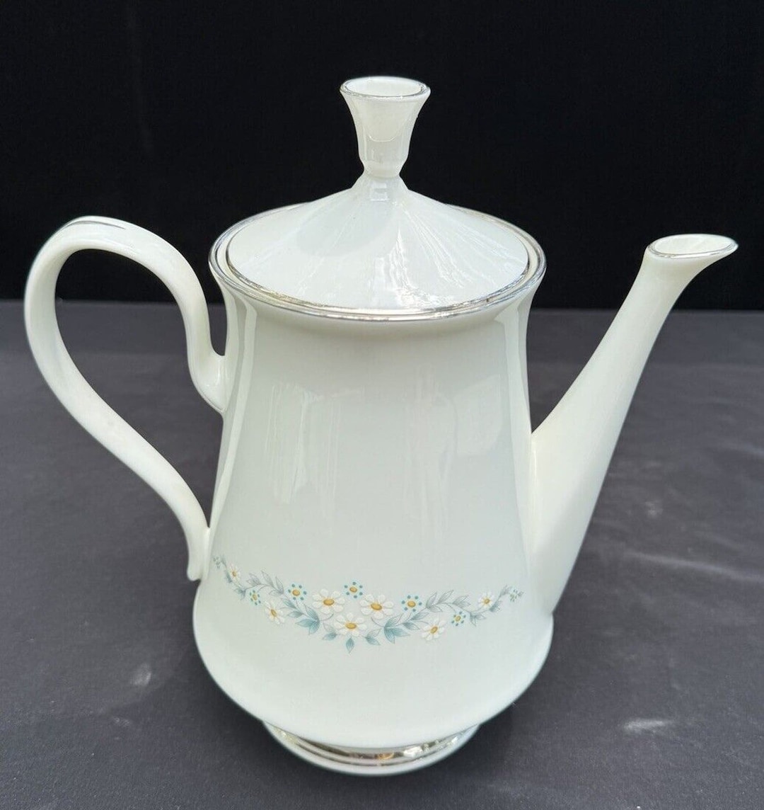 Holyoke Bone China by Oxford Div of Lenox White Daisies Tea Pot W/ Lid ...