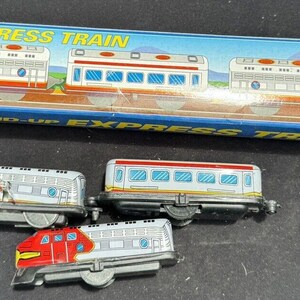Vintage Wind up Key Tin Toy Train Express Passenger Commuter Train ...