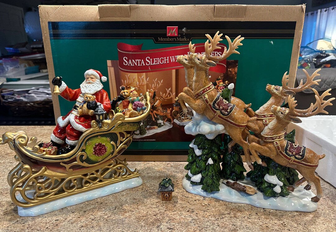 VTG Members Mark Santa Sleigh & Reindeers Christmas Centerpiece Holiday ...
