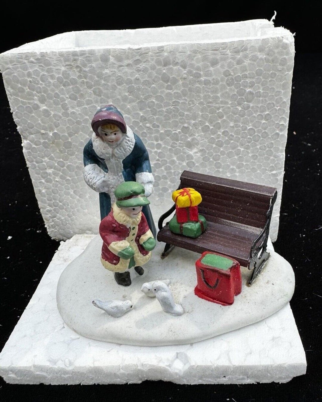 Vintage 1995 Lemax Dickensvale Collection Porcelain Feeding Birds EUC ...