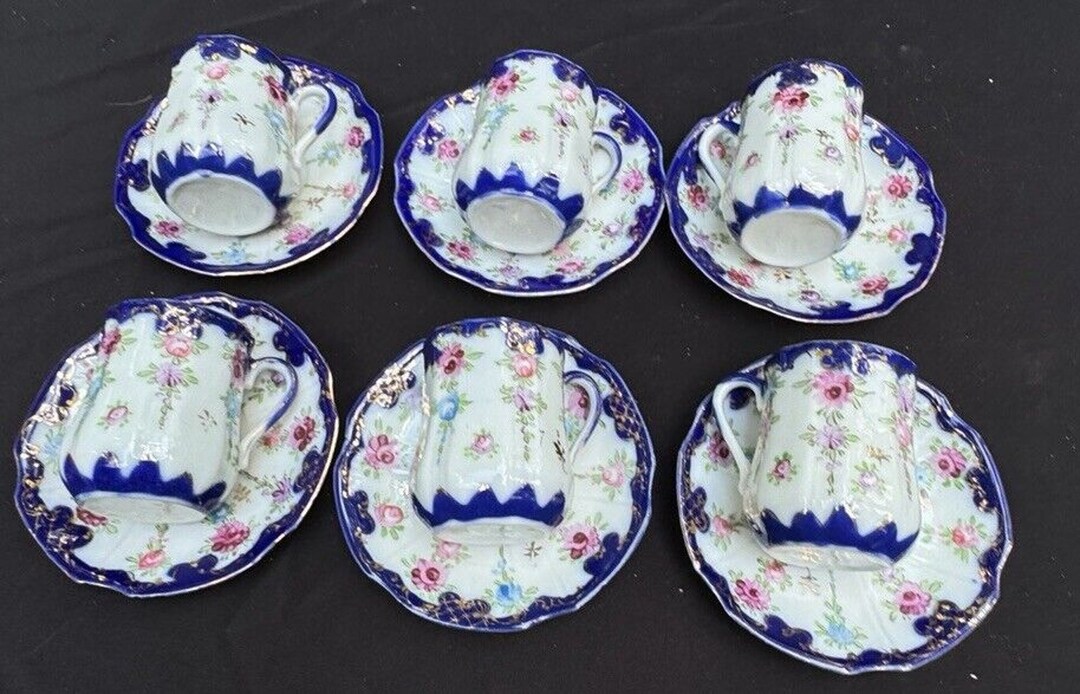 ANTIQUE Cobalt Flow Blue Gold Trim Hand Painted Floral DEMITASSE Cups ...