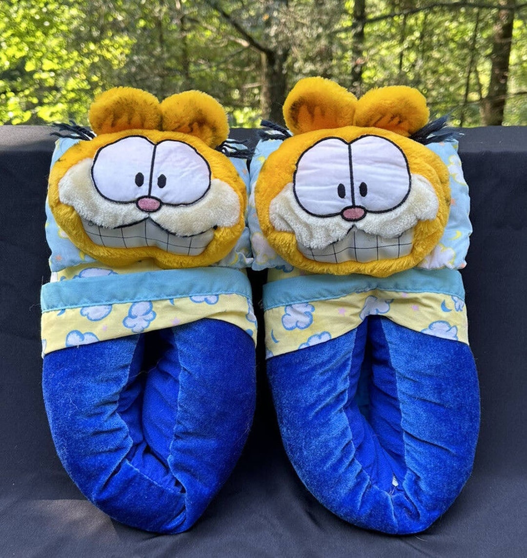 Vtg 1981 Plush Garfield in Bed Cat Very Rare Bedroom Slippers - Etsy