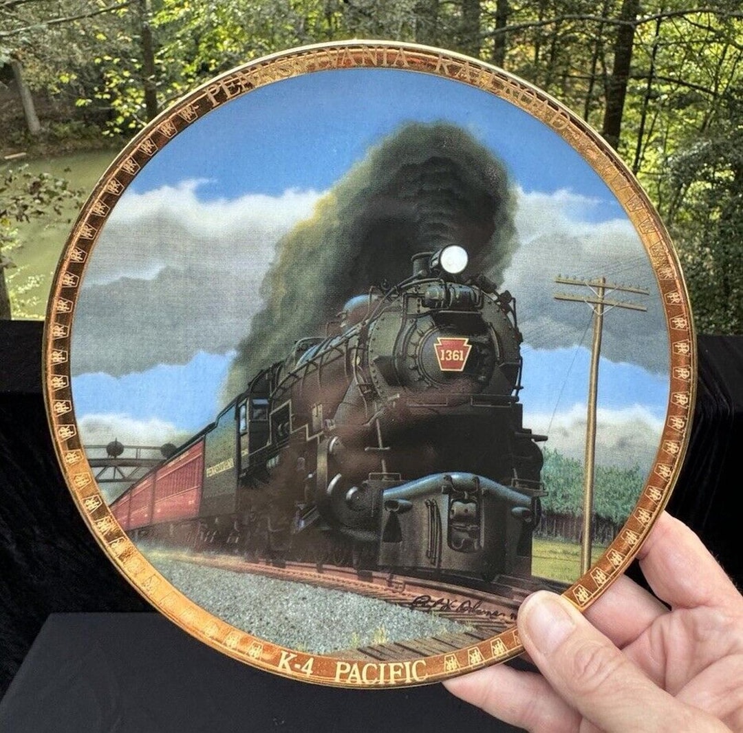 Hamilton Collection Train Plate - the Pennsylvania K-4 Michael Léson ...
