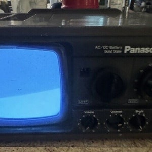 Vintage 1976 Panasonic Solid State TR-515 Army Green Portable ...