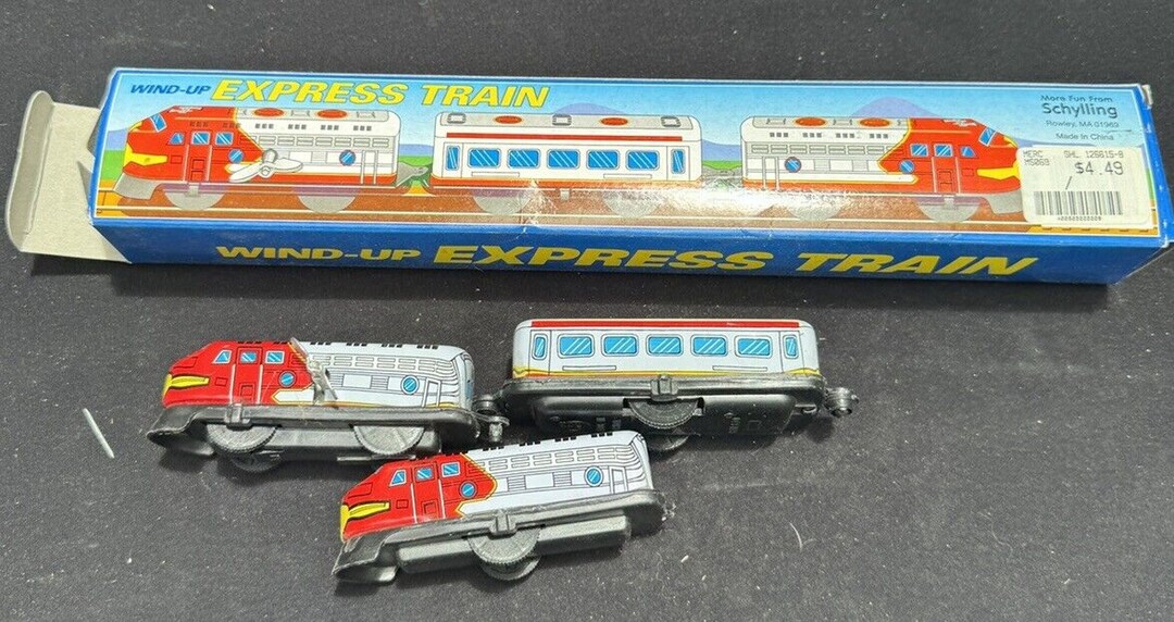 Vintage Wind up Key Tin Toy Train Express Passenger Commuter Train ...