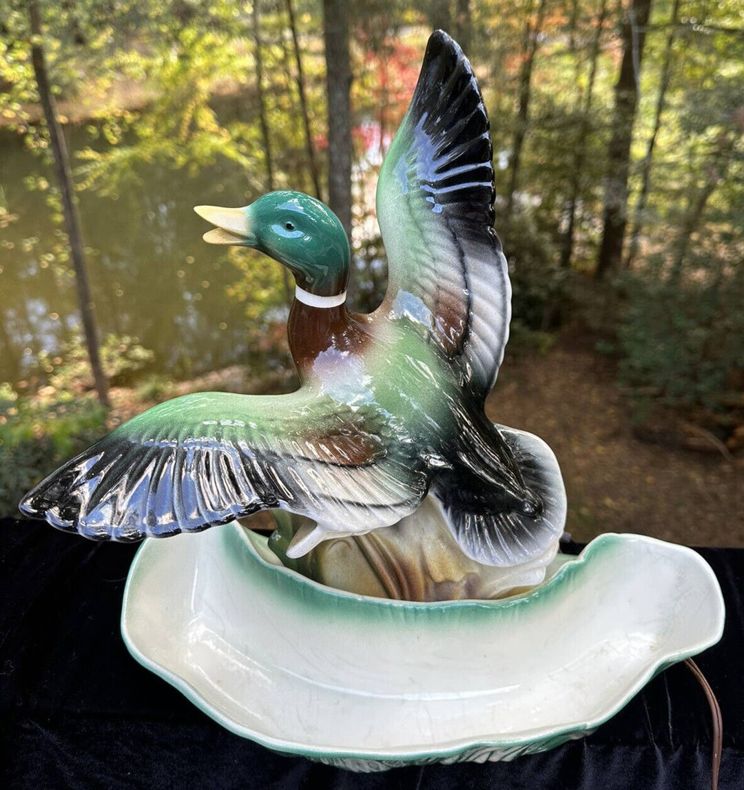 1958 Lane & Co Van Nuys Calif. Ceramic Mallard Duck in Flight Lamp ...