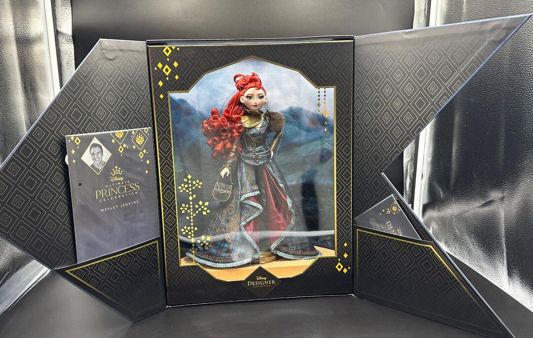 Disney Brave Merida Ultimate Princess Celebration Designer Collection ...
