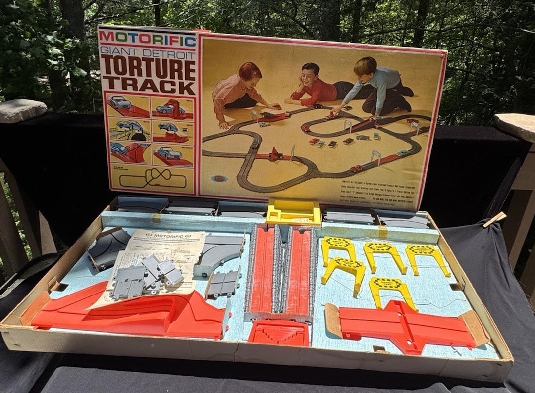 Vintage 1965 Ideal Motorific Giant Detroit Torture Track 41” Long! No ...