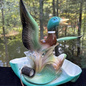 1958 Lane & Co Van Nuys Calif. Ceramic Mallard Duck in Flight Lamp ...
