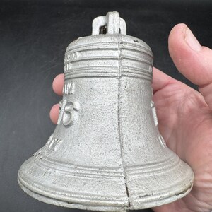 Vtg 1926 Liberty Bell Cast Iron Bank Sesquicentennial Philadelphia Expo ...
